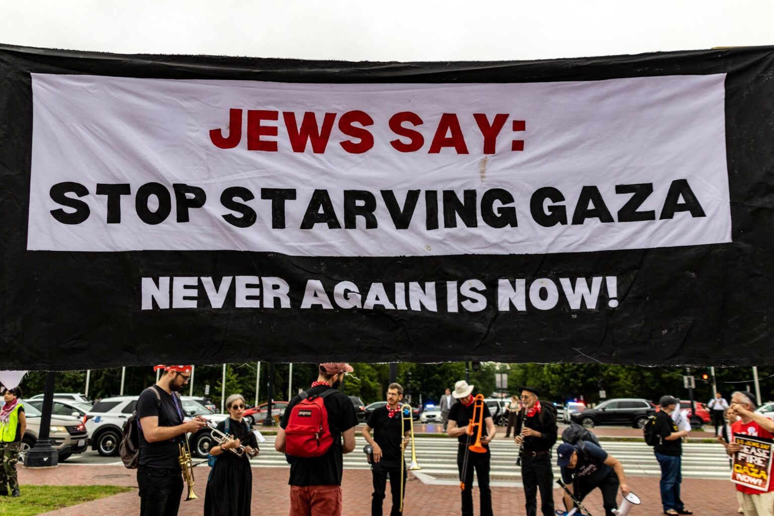 “Aid distribution has become a death trap” - JVP